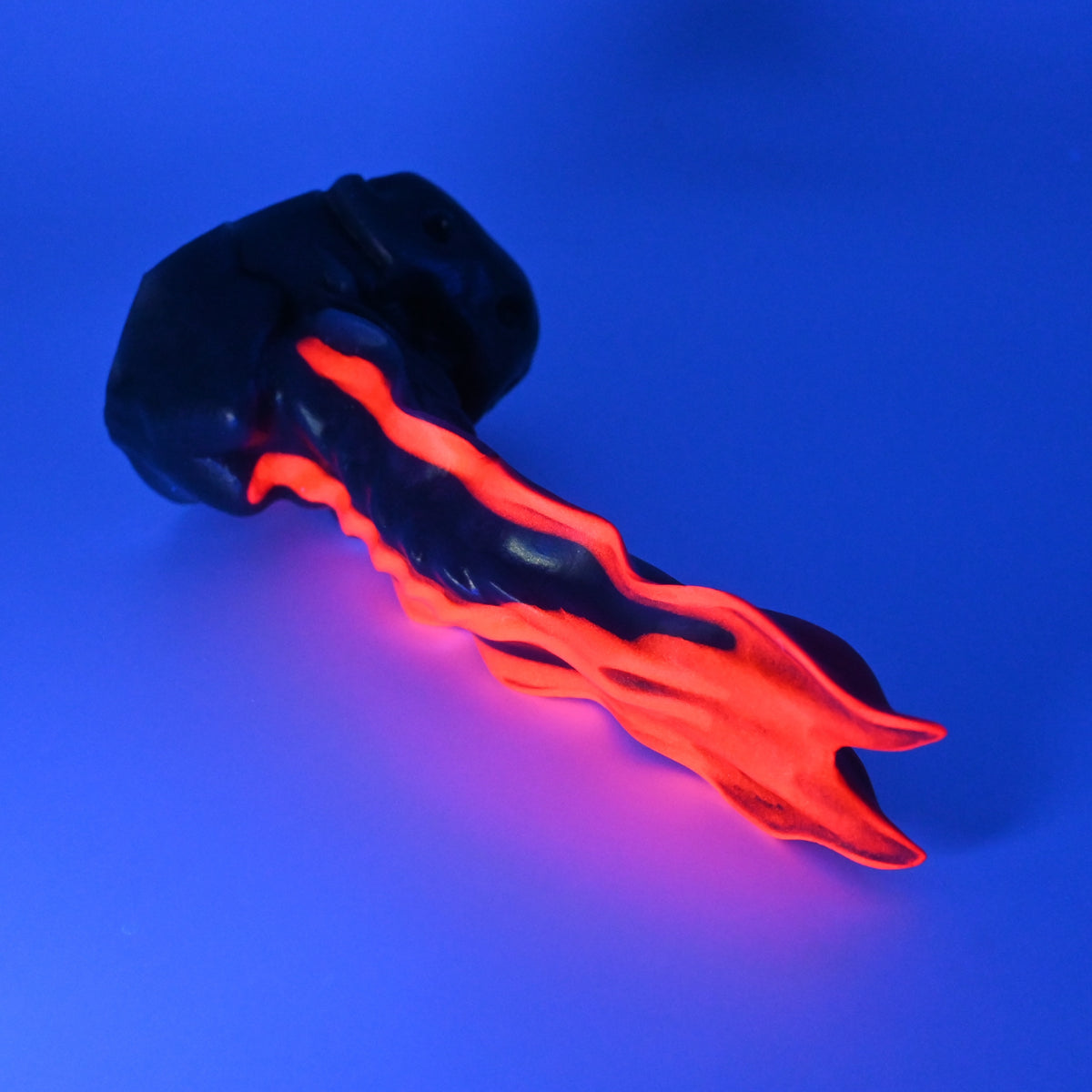 V1MGD65 Snark's Maw Mini 0050 UV GITD – PPS