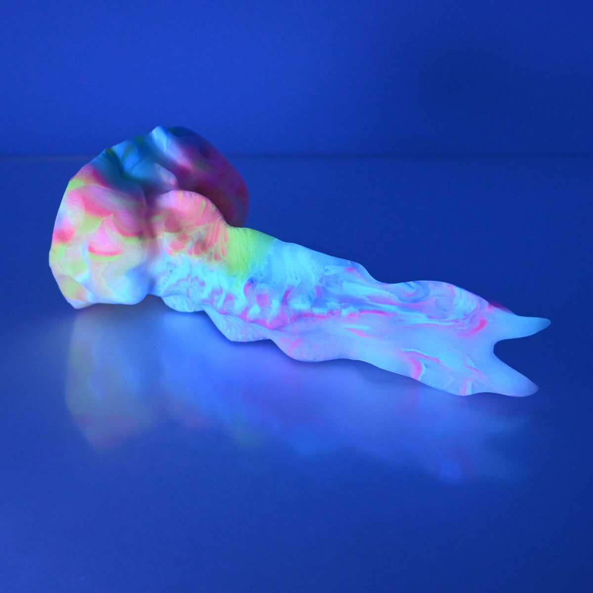 V1SCU59 Snark's Maw Mini 0030 UV GITD – PPS