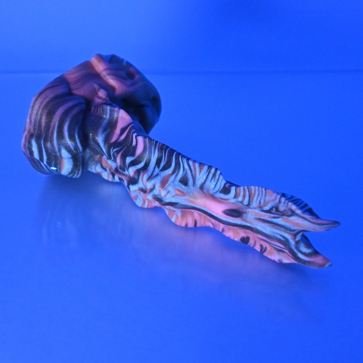 V1MDG80 Snark's Maw Mini 0050 UV GITD – PPS