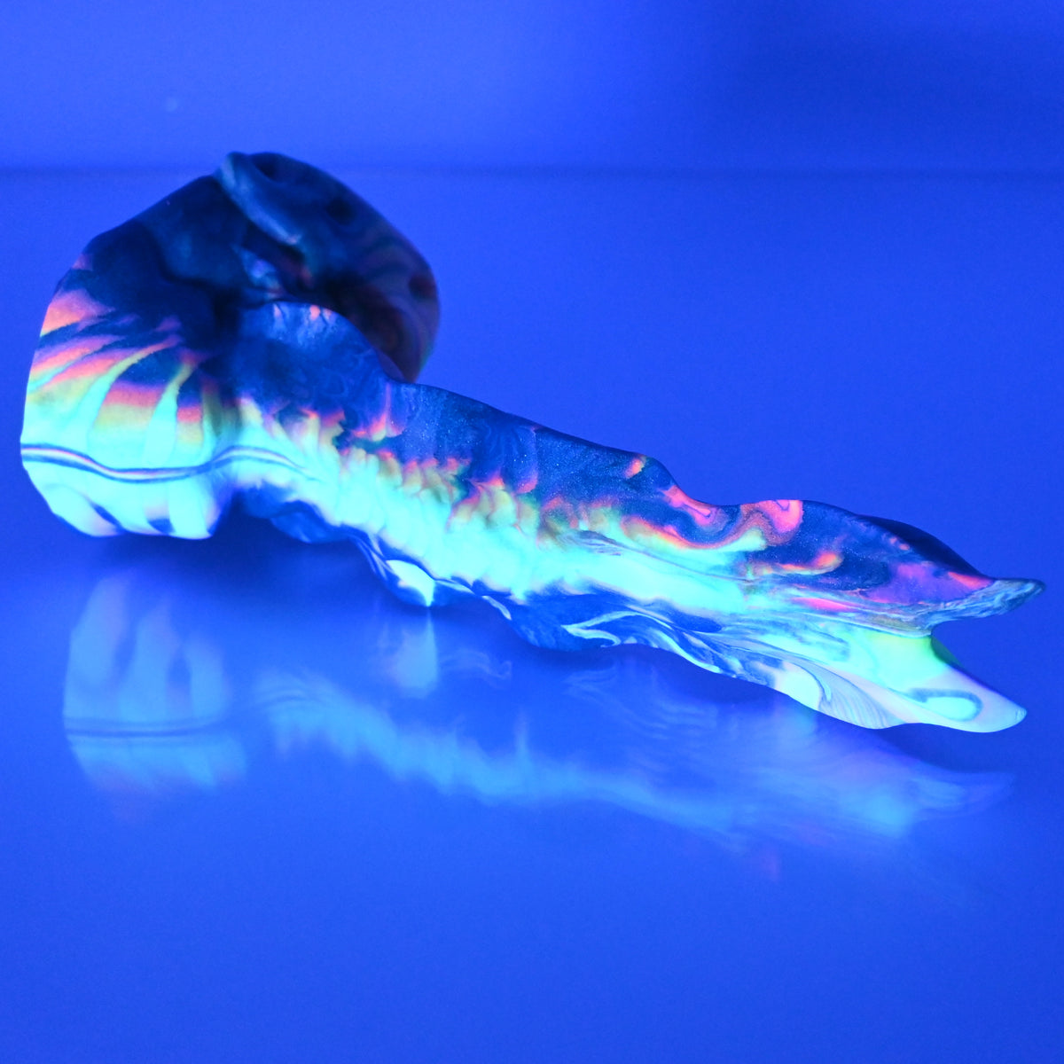 V1SCJ82 Snark's Maw Mini 0030 UV GITD – PPS